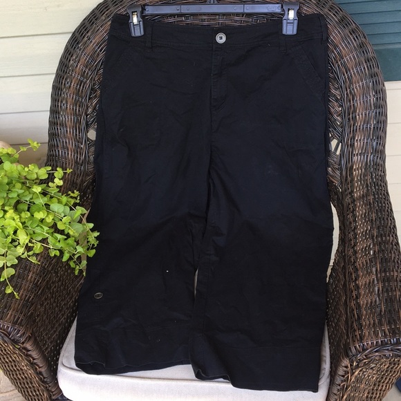 Christopher & Banks | Pants & Jumpsuits | Christopher Banks Capris 4 ...